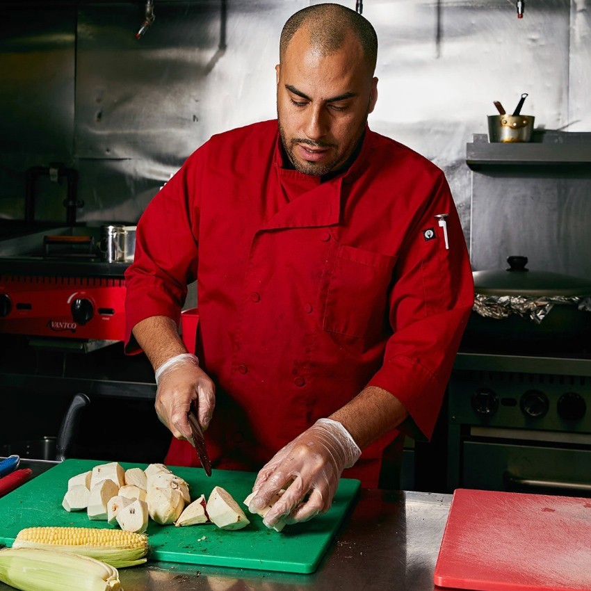 The Freakin Rican Restaurant – La vida es mejor con un suen sabor!